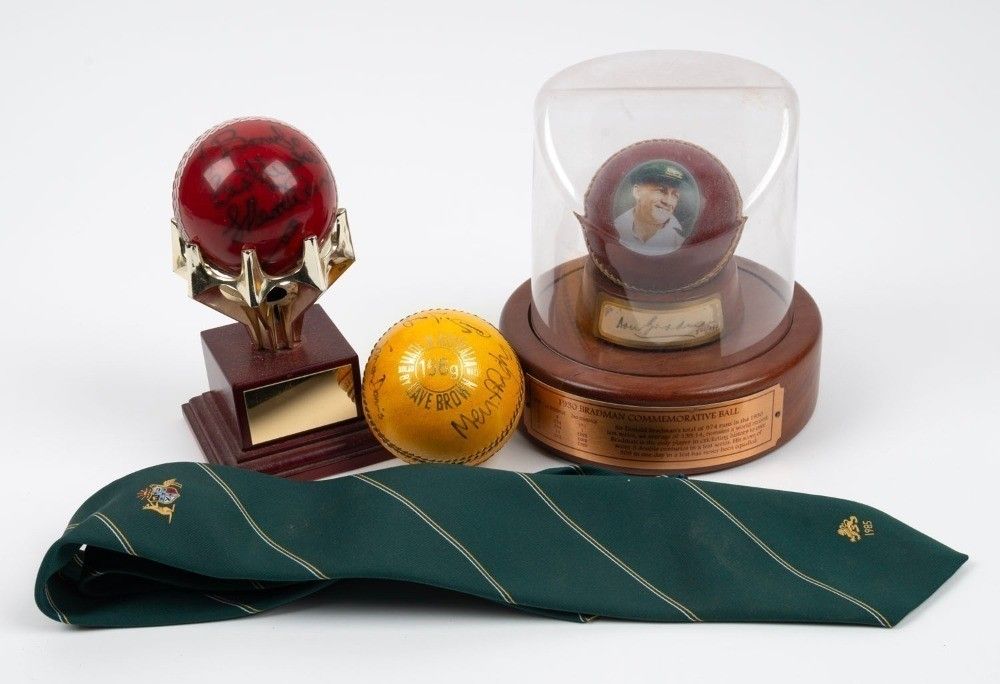 Australian Cricket Memorabilia Collection, 1985 - Don Bradman ...