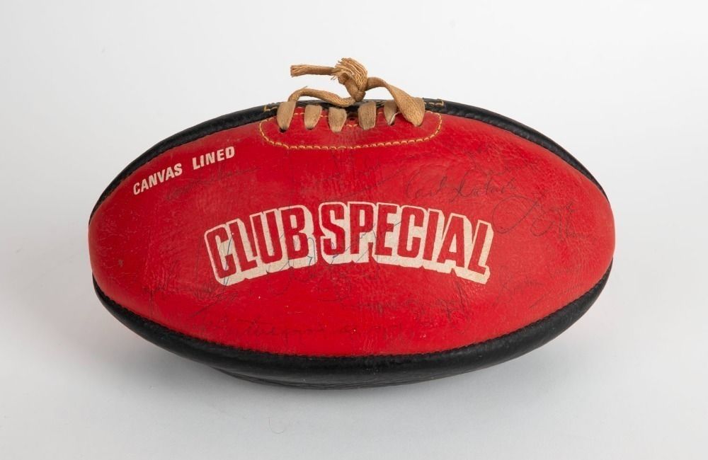 1984/85 Essendon Club Special Football Signed by Team Members ...