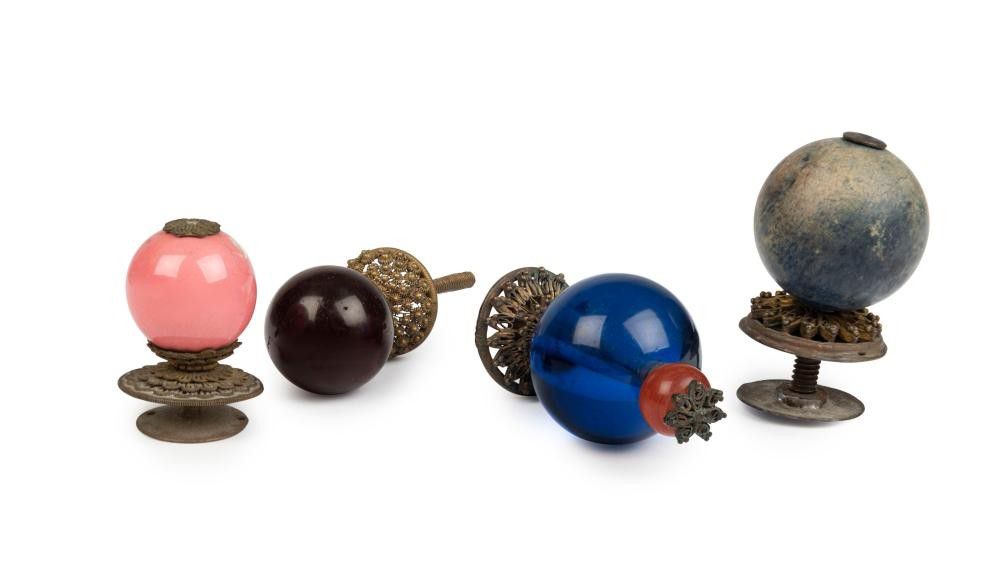 Qing Dynasty Mandarin Hat Buttons, 19th Century - Zother - Oriental