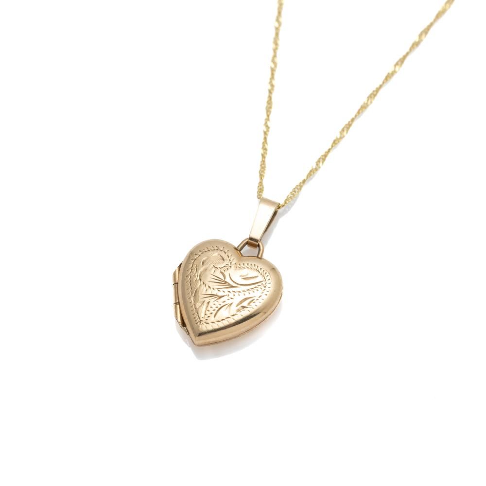 1977 London Hallmarked 9ct Gold Heart Locket on Chain - Pendants ...