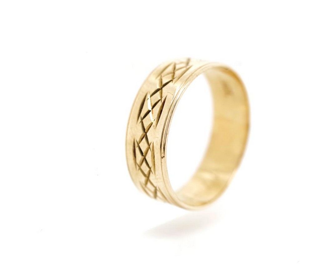 Vintage 9ct Yellow Gold Bright Cut Ring - Size O-P - Rings - Jewellery