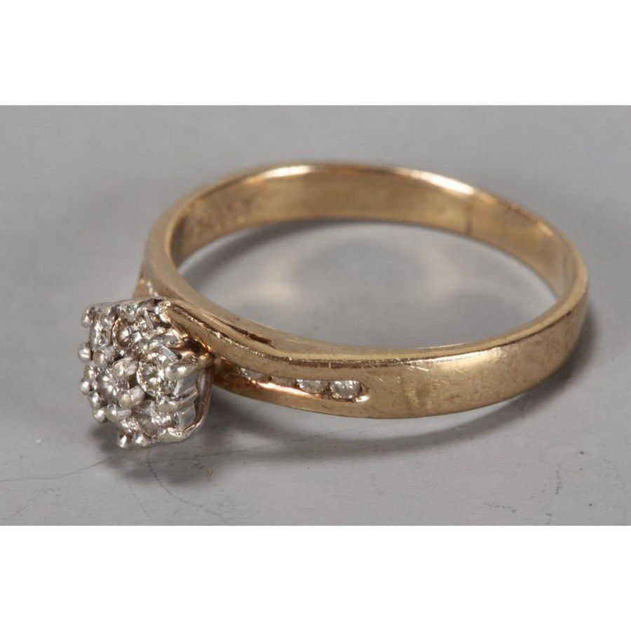 9ct Gold & Diamond Floral Dress Ring - 3.02gm - Rings - Jewellery