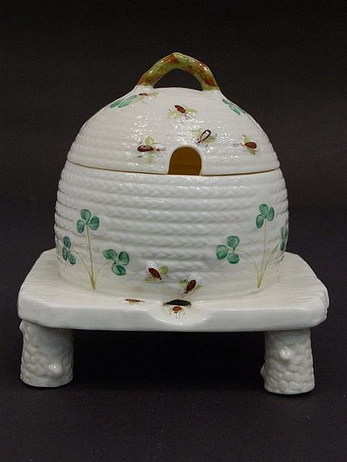 Belleek Honey Pot on Stand - 3rd Green Mark - Belleek - Ceramics
