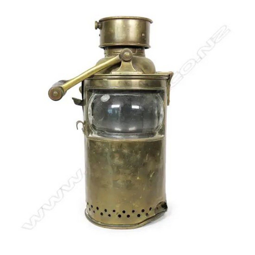 19th Century Ship's Paraffin Signalling Lamp with Glass Panel ...