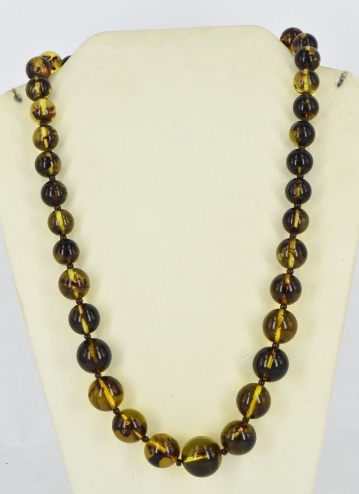 Graduated Green Amber Necklace - Necklace/Chain - Jewellery