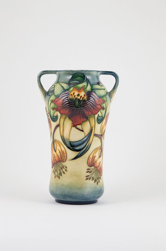 Moorcroft Anne Lily Rim Handled Vase (1998) - 26cm - Moorcroft - Ceramics