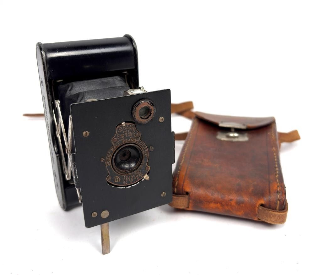 Vintage Kodak M1 Vest Pocket Camera with Original Case - Photography ...