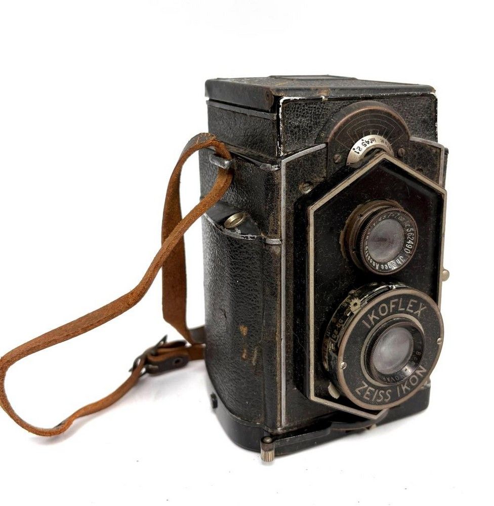 Vintage Zeiss Ikon Ikoflex TLR Camera with Novar-Anastigmat Lens ...