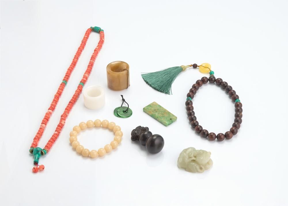 Chinese Decorative Objects: Archer's Rings, Netsukes, Beads, and More ...