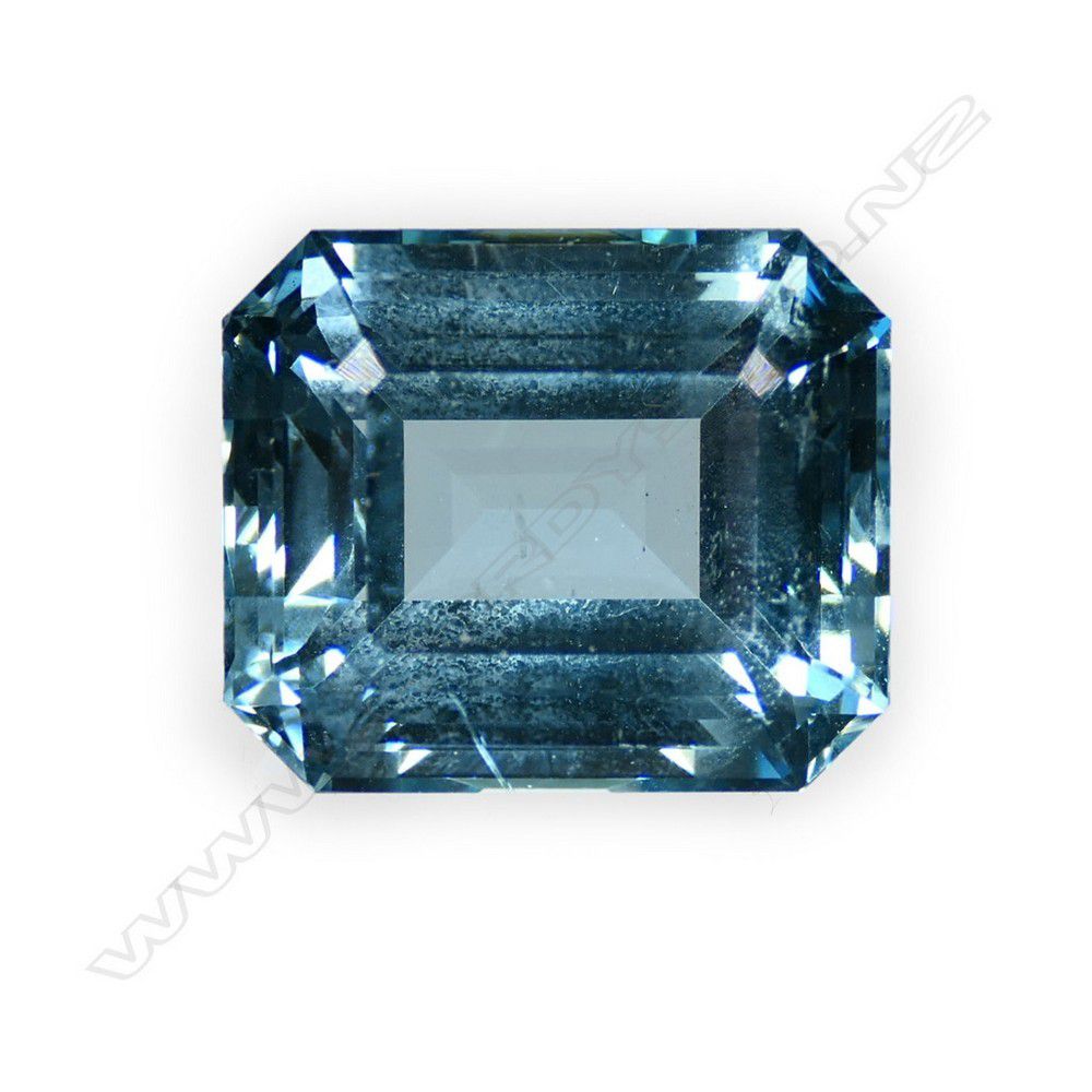 21.65ct Aquamarine Emerald Cut Gemstone with Report - Zother - Jewellery
