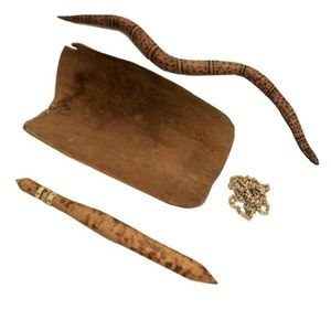 Australian Aboriginal artefacts: digging, clap, fire and throwing ...