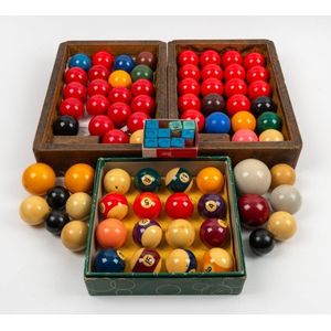 Walter Lindrum's Billiard Room Collection: Balls and Chalk Assortment ...