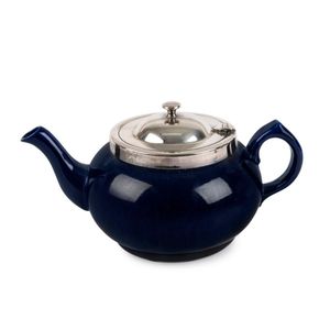 Robur Tea Company silverplated "Perfect" teapots, 1930s - 40s - price ...