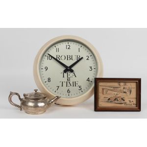 Robur Tea Company silverplated "Perfect" teapots, 1930s - 40s - price ...