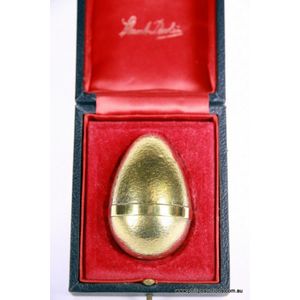 Silver items by Australian / British silversmith Stuart Devlin - price ...