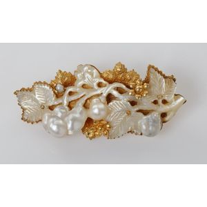 Rare Australian Pearl-Shell Vine Leaf Brooch, 18ct Gold, 1860s ...