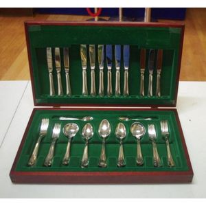 Silver Plated Cutlery Set in Timber Canteen Box - Flatware/Cutlery and ...