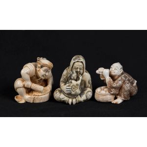 Japanese Ivory Netsuke Figures, 20th Century - Netsuke - Oriental