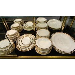 Royal Crown Derby Goddard Family Crest Dinner Set 1907 - Royal Crown ...