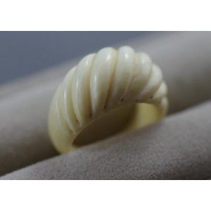 Vintage ivory rings - price guide and values