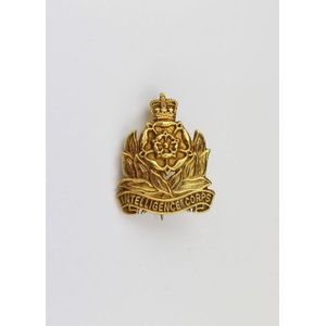 9ct Gold Royal Intelligence Corps Badge with Tudor Rose - Badges ...