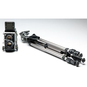 Vintage cameras by Mamiya, Japan - price guide and values