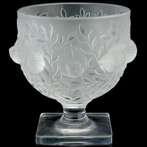 Lalique Crystal Elizabeth Vase with Robins and Scrolling Branches ...