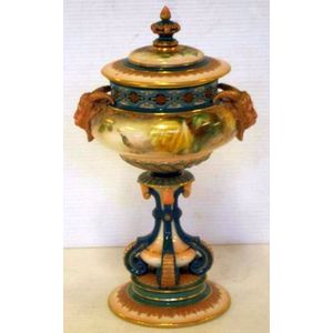 Hadley's Worcester (England) ceramics - price guide and values