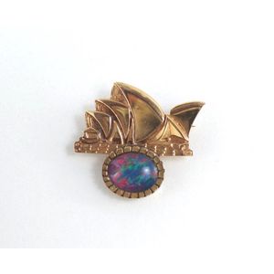 Opal Opera House Brooch in 9ct Gold - Brooches - Jewellery