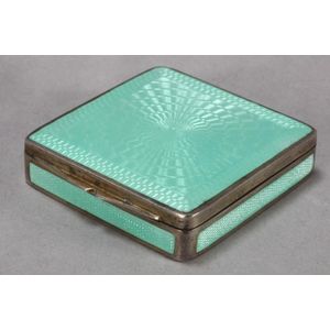Vintage enamelled compacts - price guide and values