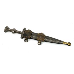A replica Roman dagger - Roman - Antiquities