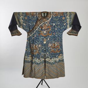 Vintage Chinese robes - price guide and values