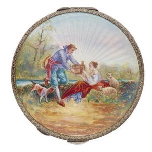 Vintage enamelled compacts - price guide and values