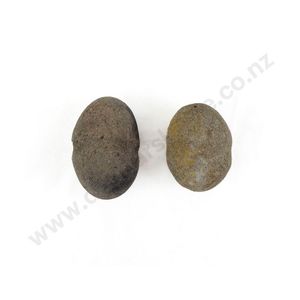 New Zealand Maori artefacts mahe (sinker) - price guide and values