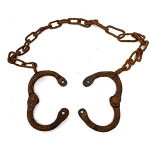 Australian Colonialconvict leg irons / ball and chain used in Van ...