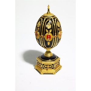 "Imperial Egg" Chess Set from Dr. Valentine's Collection - Games ...