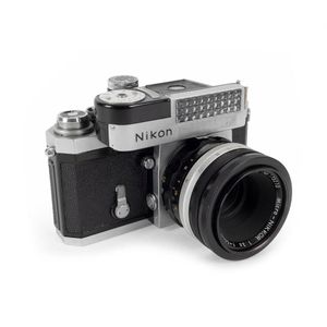 Early 1960 Nikon F SLR Camera with Micro-Nikkor Lens - Photography ...