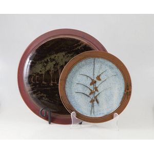 Pair of Peter Stichbury plates - New Zealand Potters & Themes - Ceramics