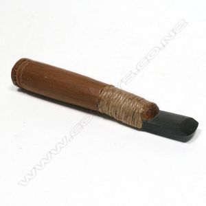 Maori Whao Chisel with Stone Blade and Wooden Handle - New Zealand ...