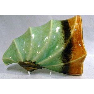 Art Deco Shell Wall Pocket by Newtone Bakewell - Newtone Pottery - Ceramics