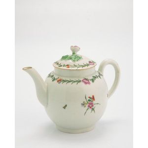 Floral and Insect Painted Worcester Teapot, 1775 - Worcester - Ceramics