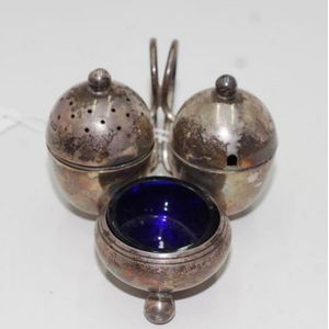 Martin Hall & Co. (England) silversmiths - price guide and values