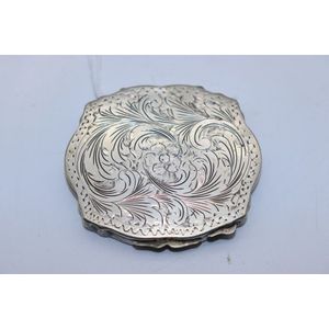 Foliate Engraved 800 Silver Mirrored Compact - Compacts - Costume ...