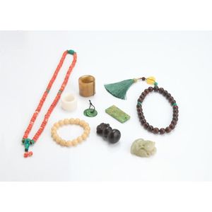 Chinese Decorative Objects: Archer's Rings, Netsukes, Beads, and More ...