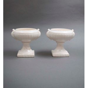 Royal Visit Urn Vases by Crown Lynn Potteries - Crown Lynn - Ceramics