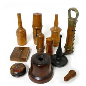 Vintage treen (small wooden items) - price guide and values