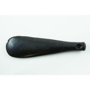 New Zealand Maori artefacts mere (club) - price guide and values - page 2