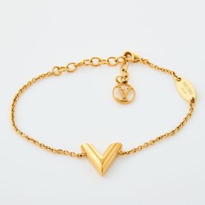 Louis Vuitton Essential V Bracelet: Gold Metal, Made in Italy ...