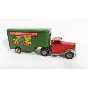 Vintage Tin Wind-Up Truck by Tri-ang Minic, 18 cm Wide - Motor Vehicles ...