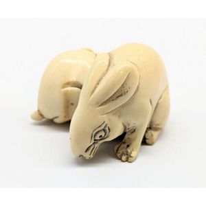 Carved Japanese ivory netsuke - price guide and values